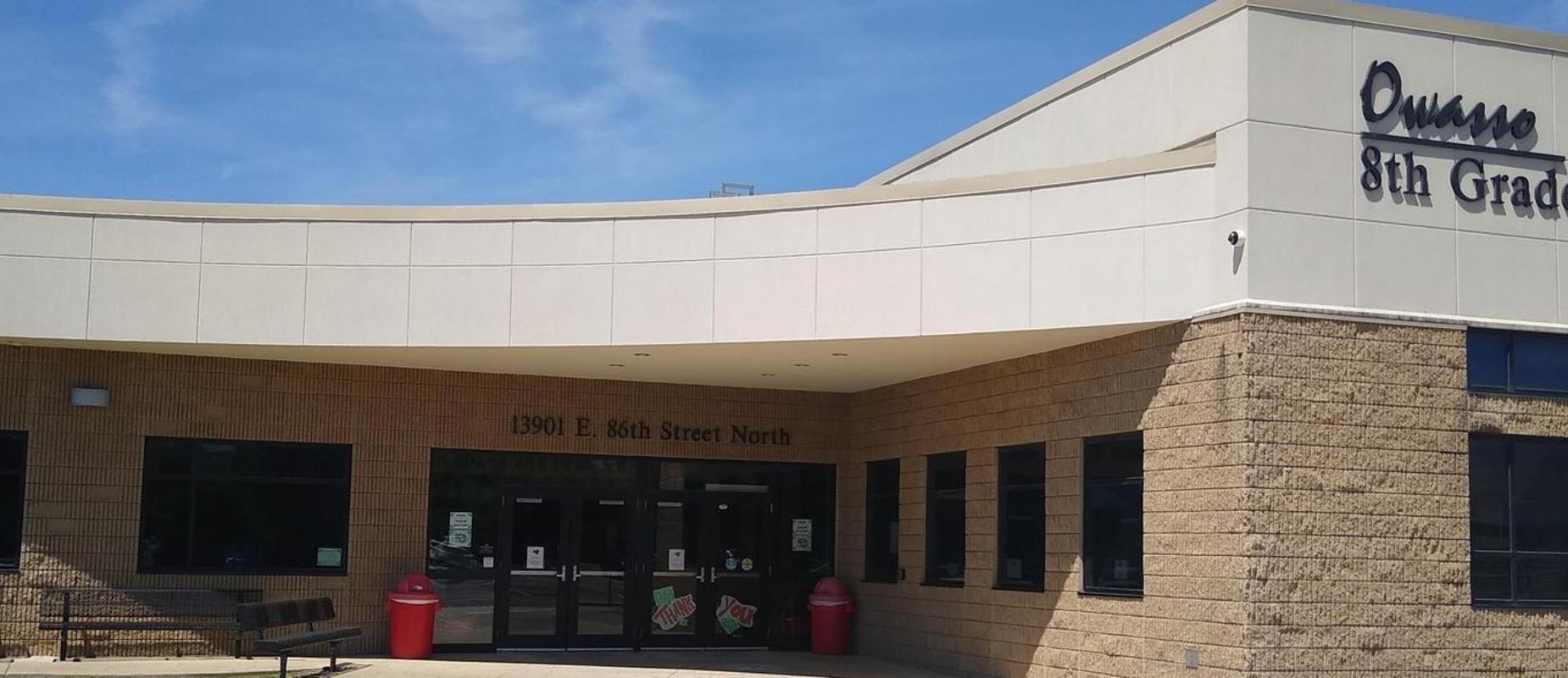 Pickleball at Owasso 8th Grade Tennis Facility | Bounce