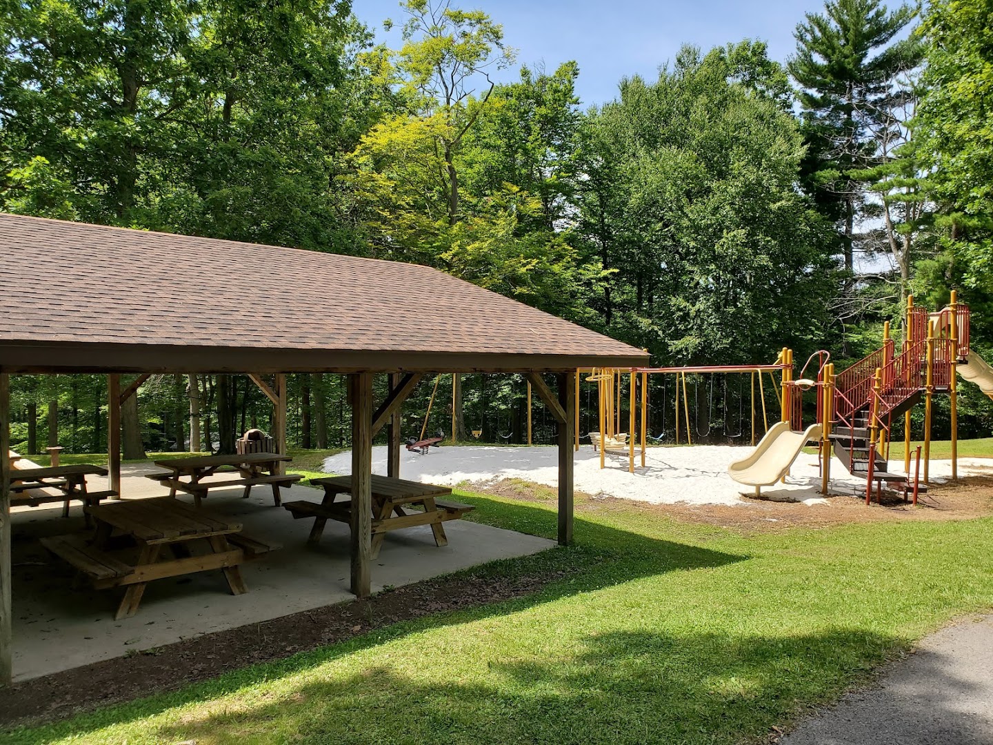 Pickleball at Treasure Lake Captain Kidd Park | Bounce